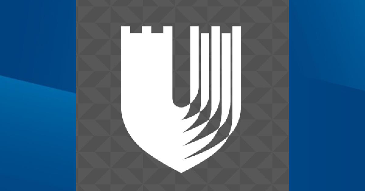 Fist Bump for Carrie Holbert | Duke Department of Anesthesiology